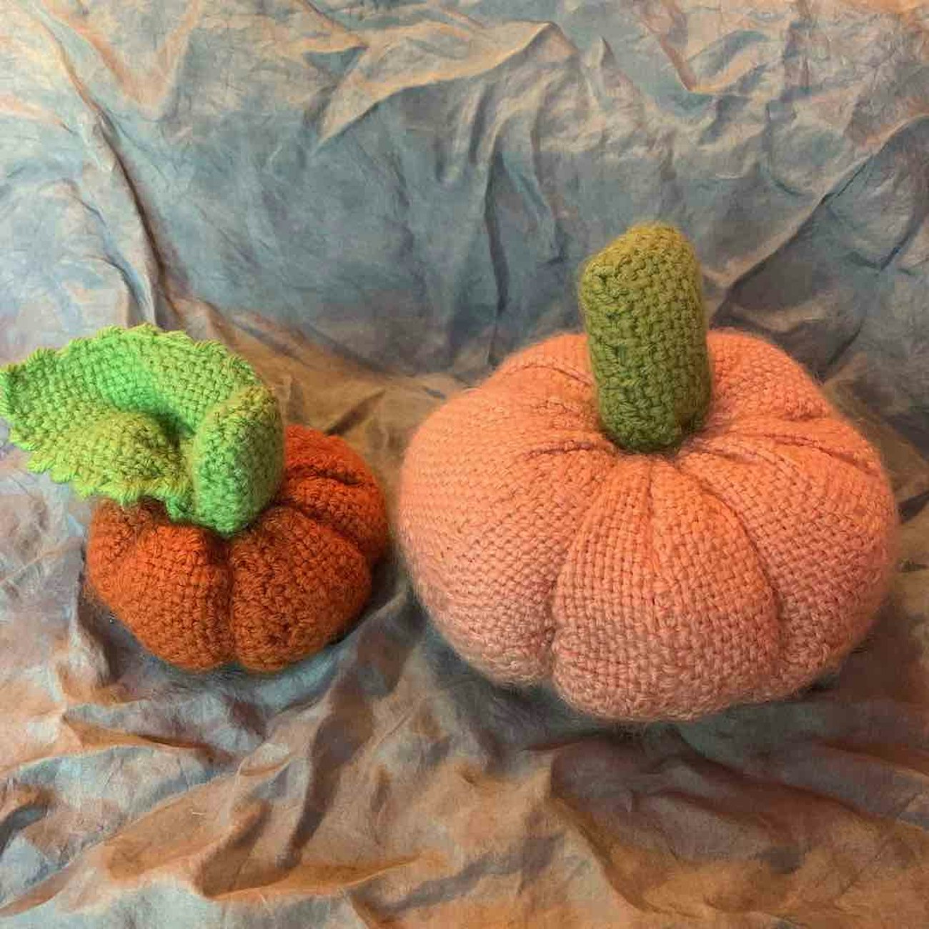 A Gourd-geous Set of Pin-Loom Pumpkins | Little Looms