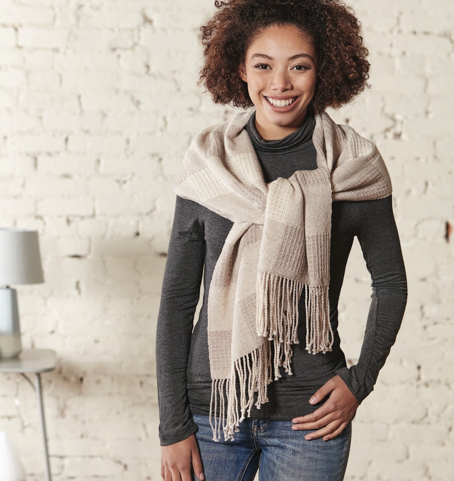 Classy Checkered Scarf | Little Looms Library