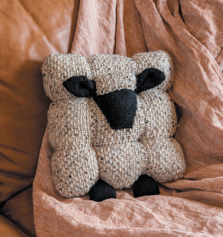 Counting Sheep Pillow | Little Looms Library