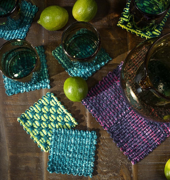 Patio Party Mats | Pin Loom Coasters | Little Looms Library