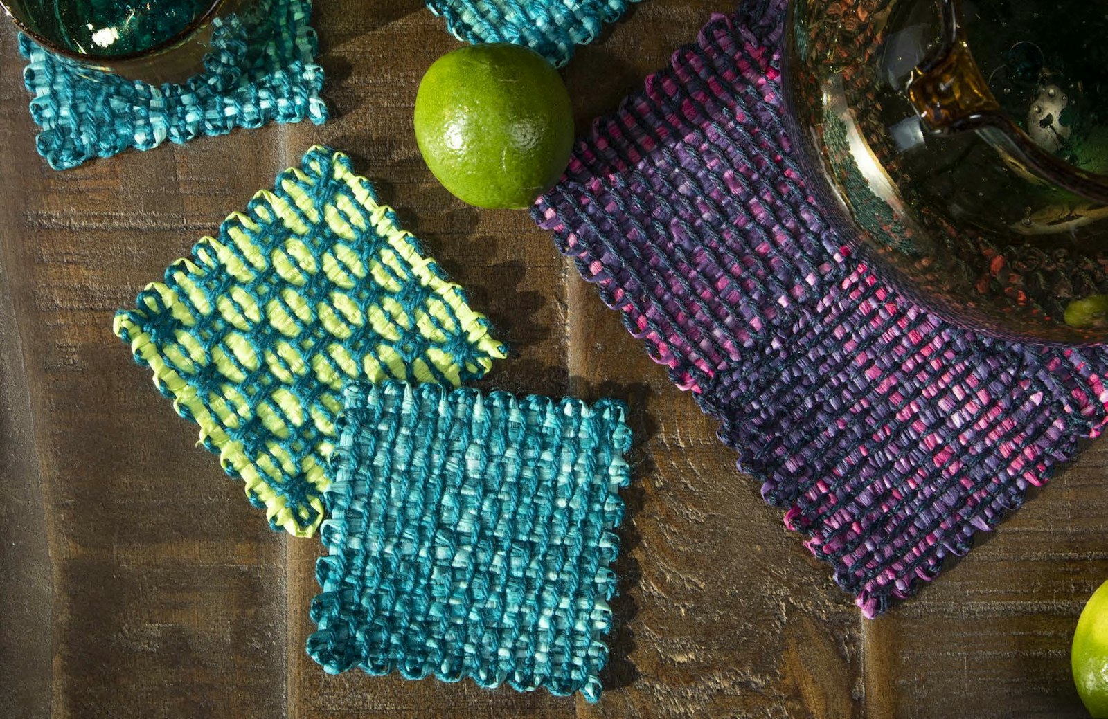 Weaving with Raffia: Patio Party Mats | Little Looms