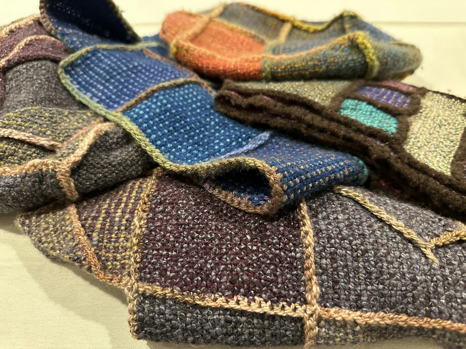 Video! Designing Pin-Loom Projects for Handspun | Little Looms