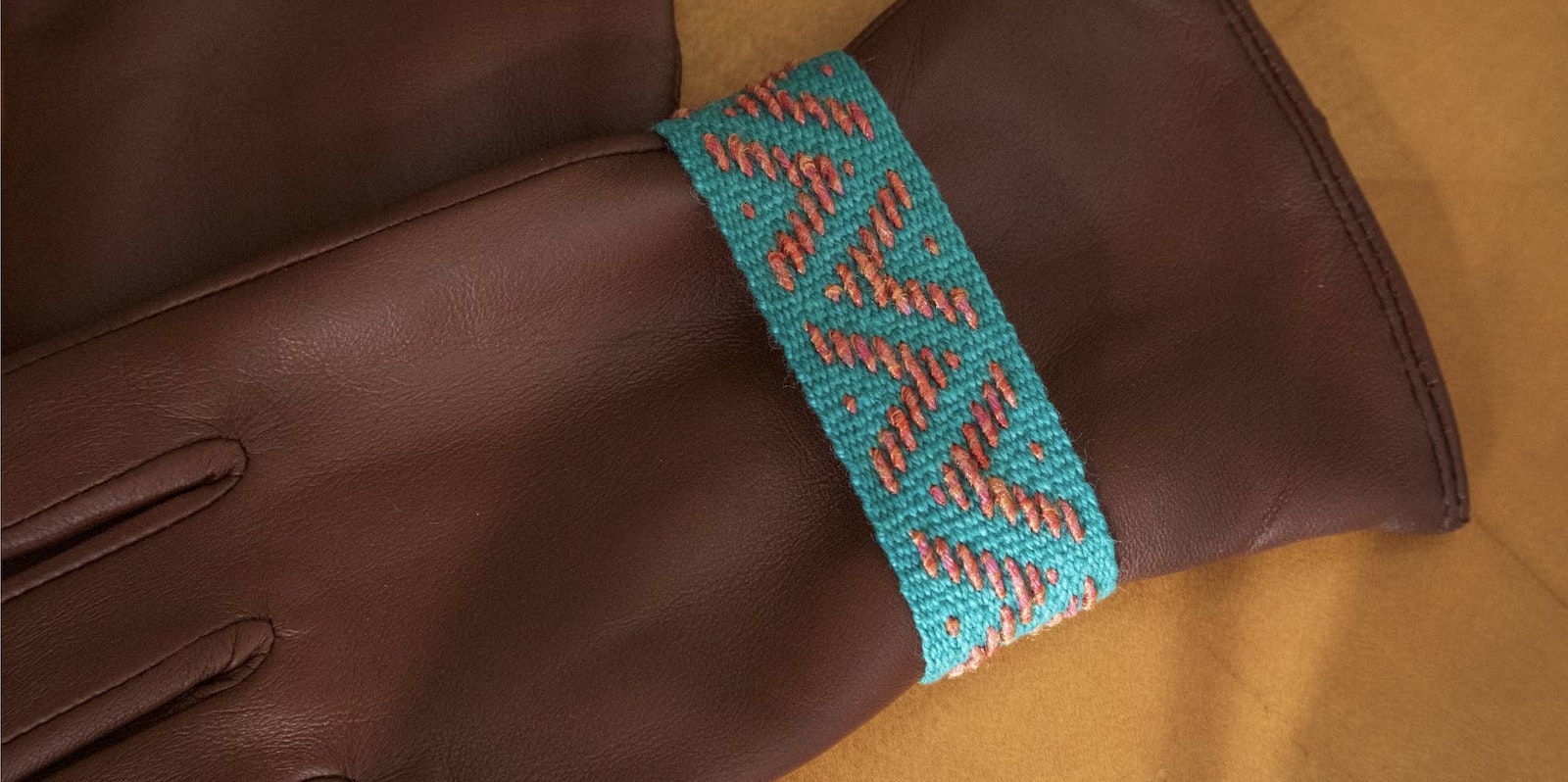 Subscriber Bonus: Touch of Terra-Cotta Pattern | Little Looms