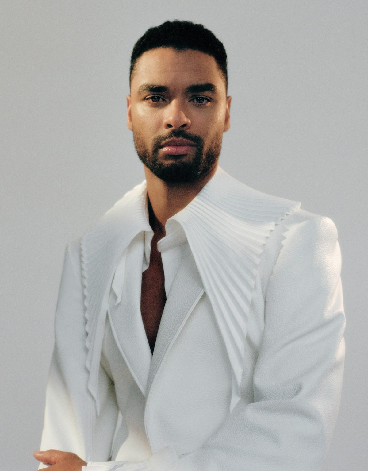 Regé-Jean Page is Rewriting the Rules — Rege Jean Page James Bond ...