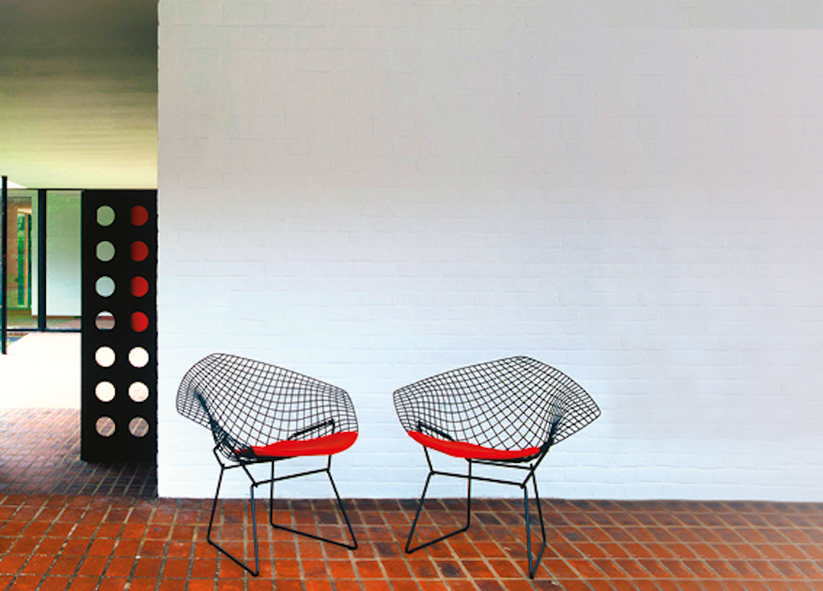 An armchair, a story: Diamond Chair, 1952