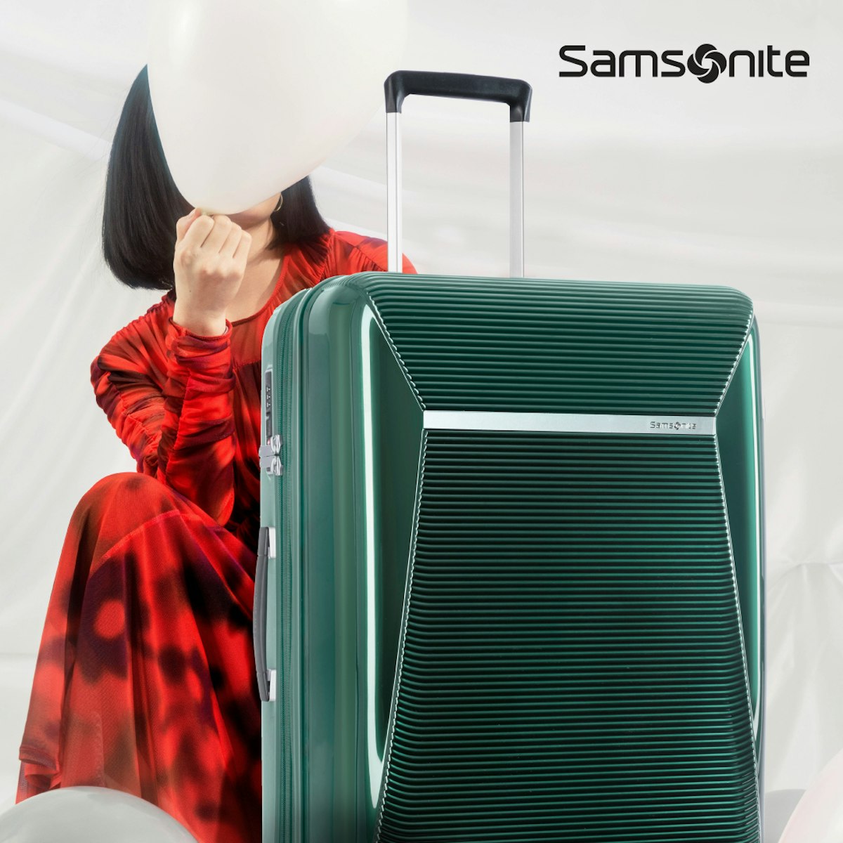 Samsonite's Holiday Gift Sets: Perfect for the Jetsetters in Your Life