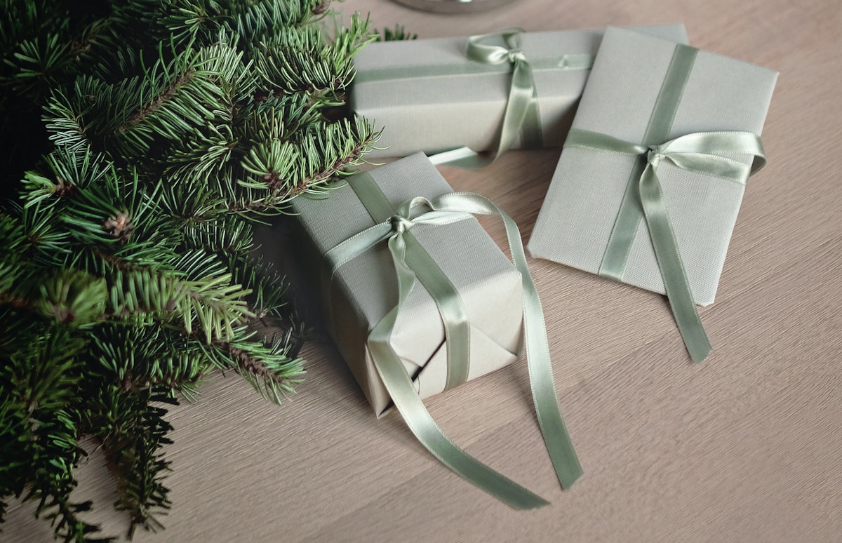 Christmas Gifts Ibiza Editors Guide: Barbara Bonner and Eddy Douglas