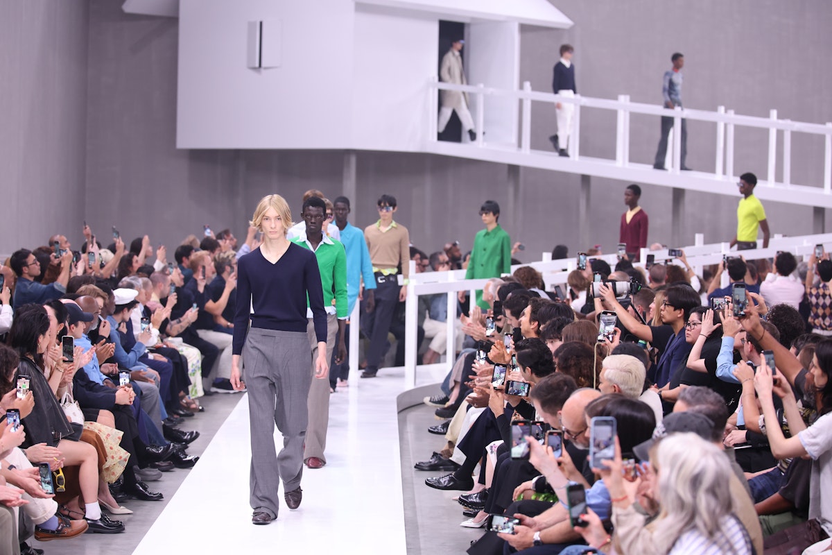 Prada Closer: the spring summer 2025 men's fashion show