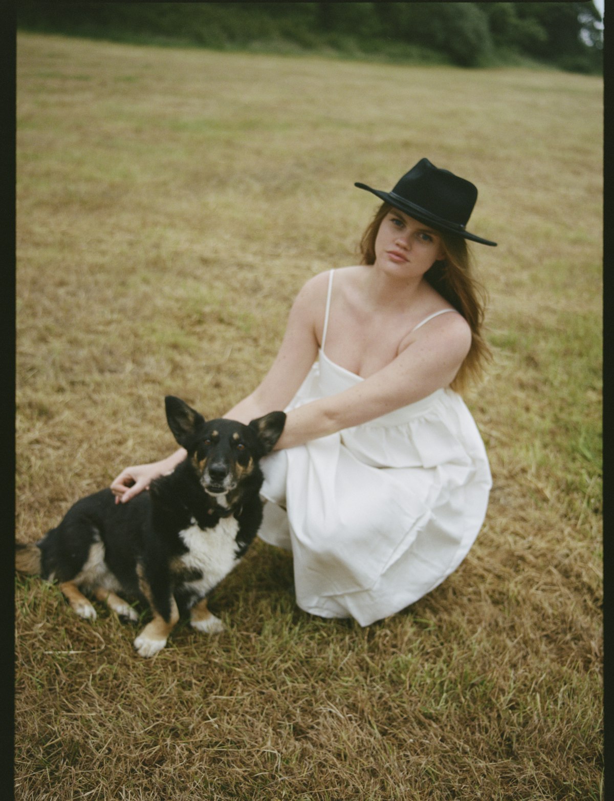 Summer bloom: the romantic country style