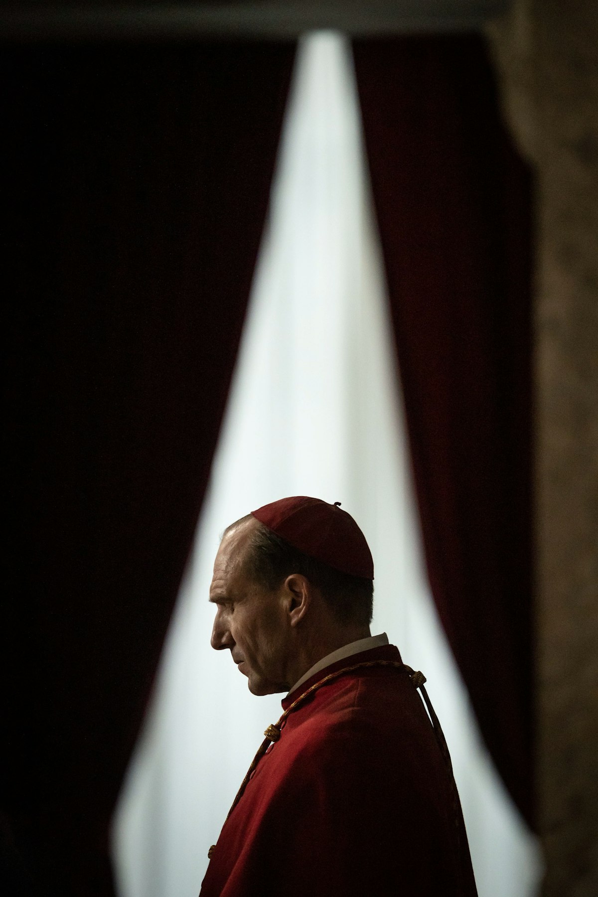 10 Movies and TV Shows About the Pope and the Vatican, from Conclave to ...