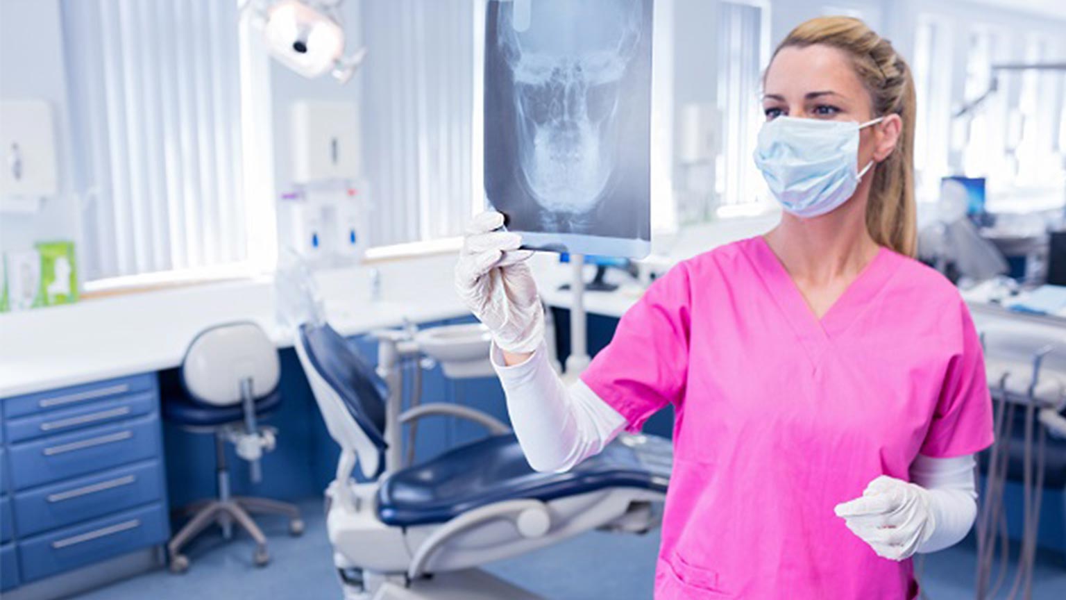 10 Reasons You Should Study Dental Assisting with FE