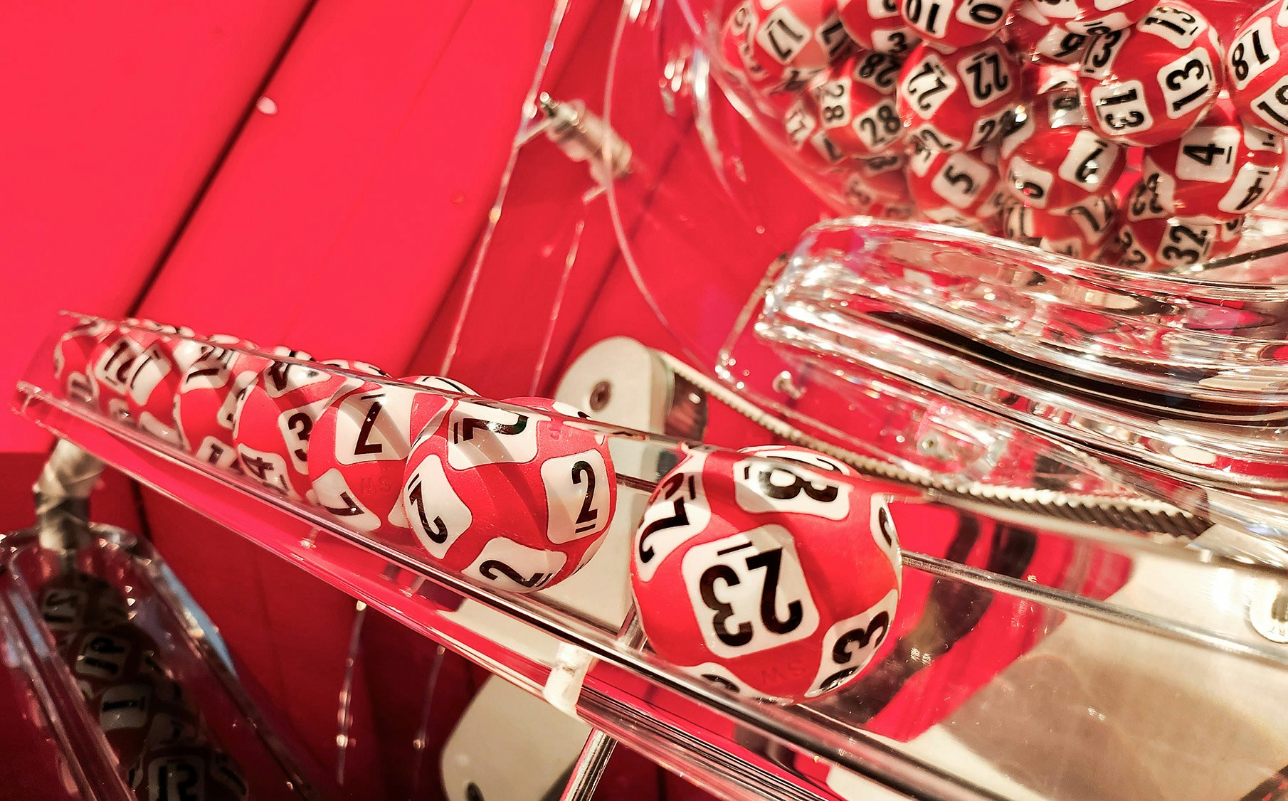 Fem Nye Lotto million rer Vant 2 8 Mill Hver Litt Av En F rjulsgave Fem Nye Lotto million rer Vant 2 8 Mill Hver Litt Av En F rjulsgave