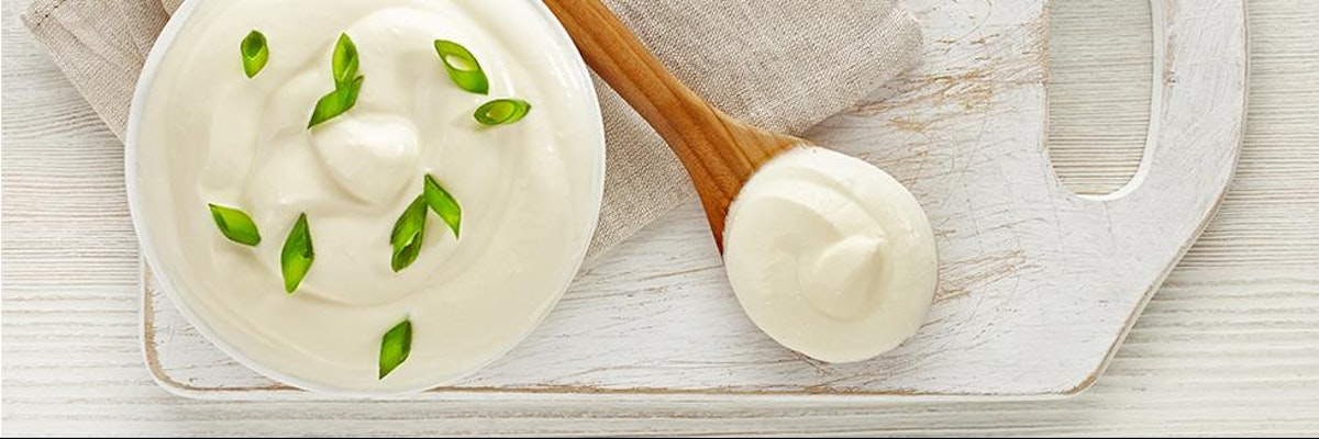 Comment utiliser la crème sure dans vos recettes?