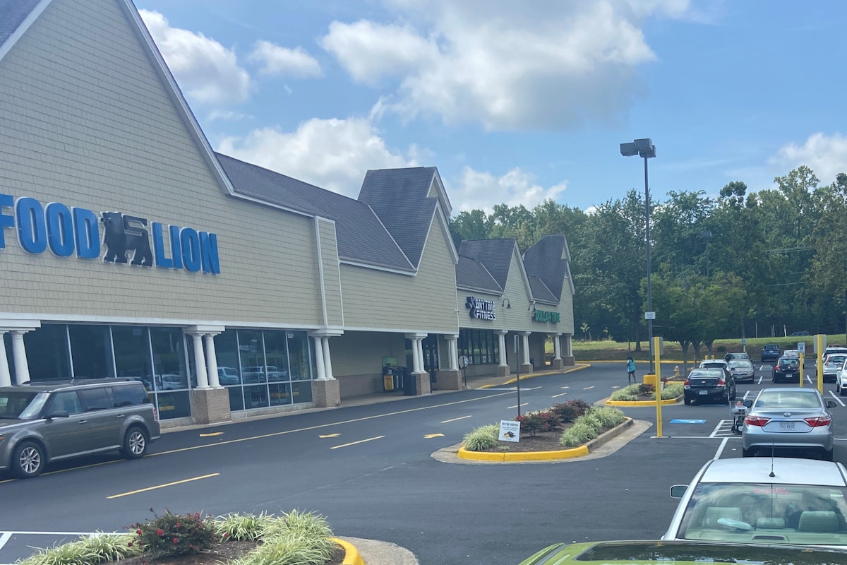 Lake Montclair Center : Nicola Wealth