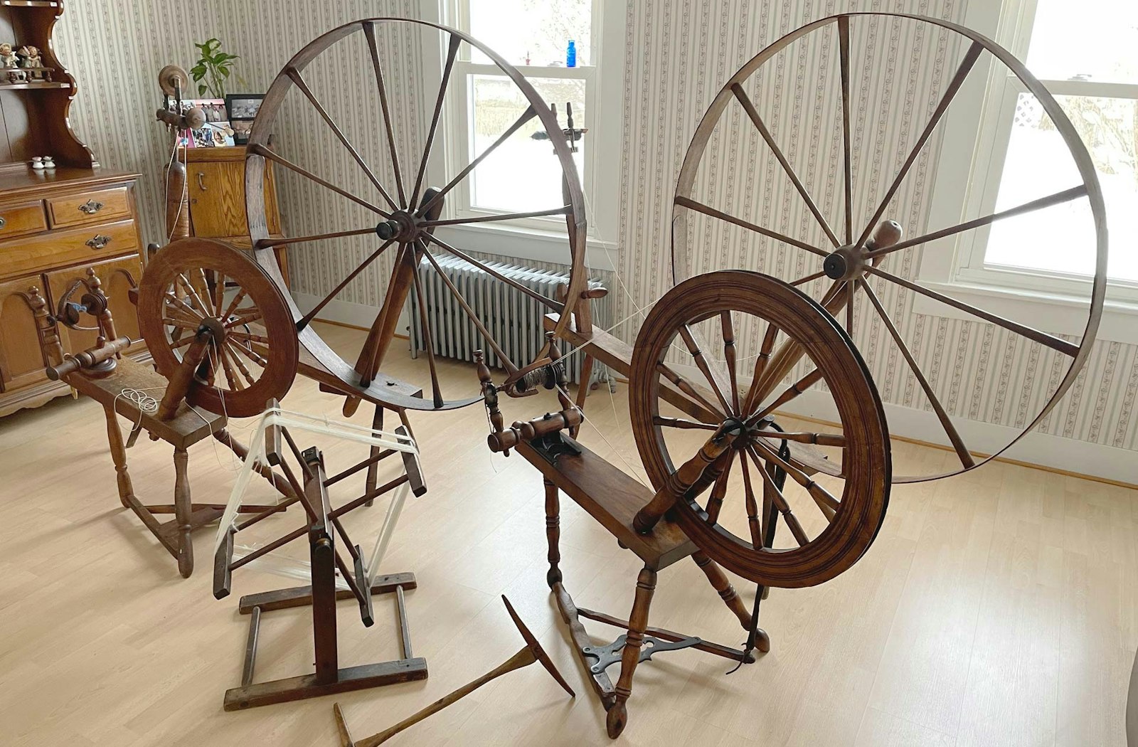 Antique Spinning Wheel