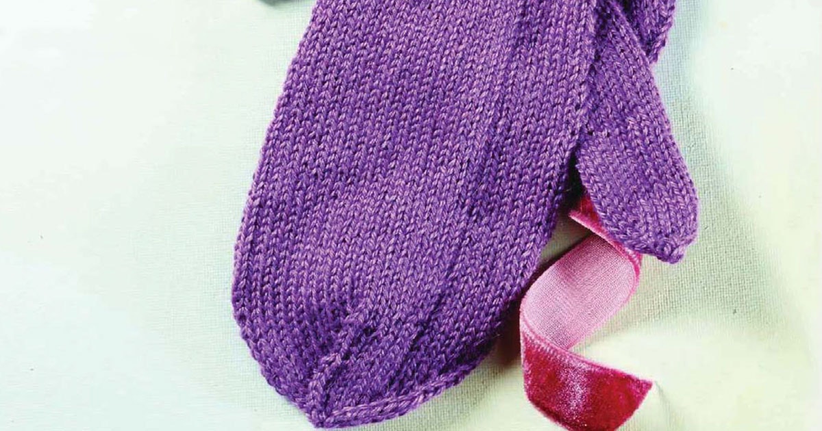 Feminine Mittens by Amanda Berka | Spin Off