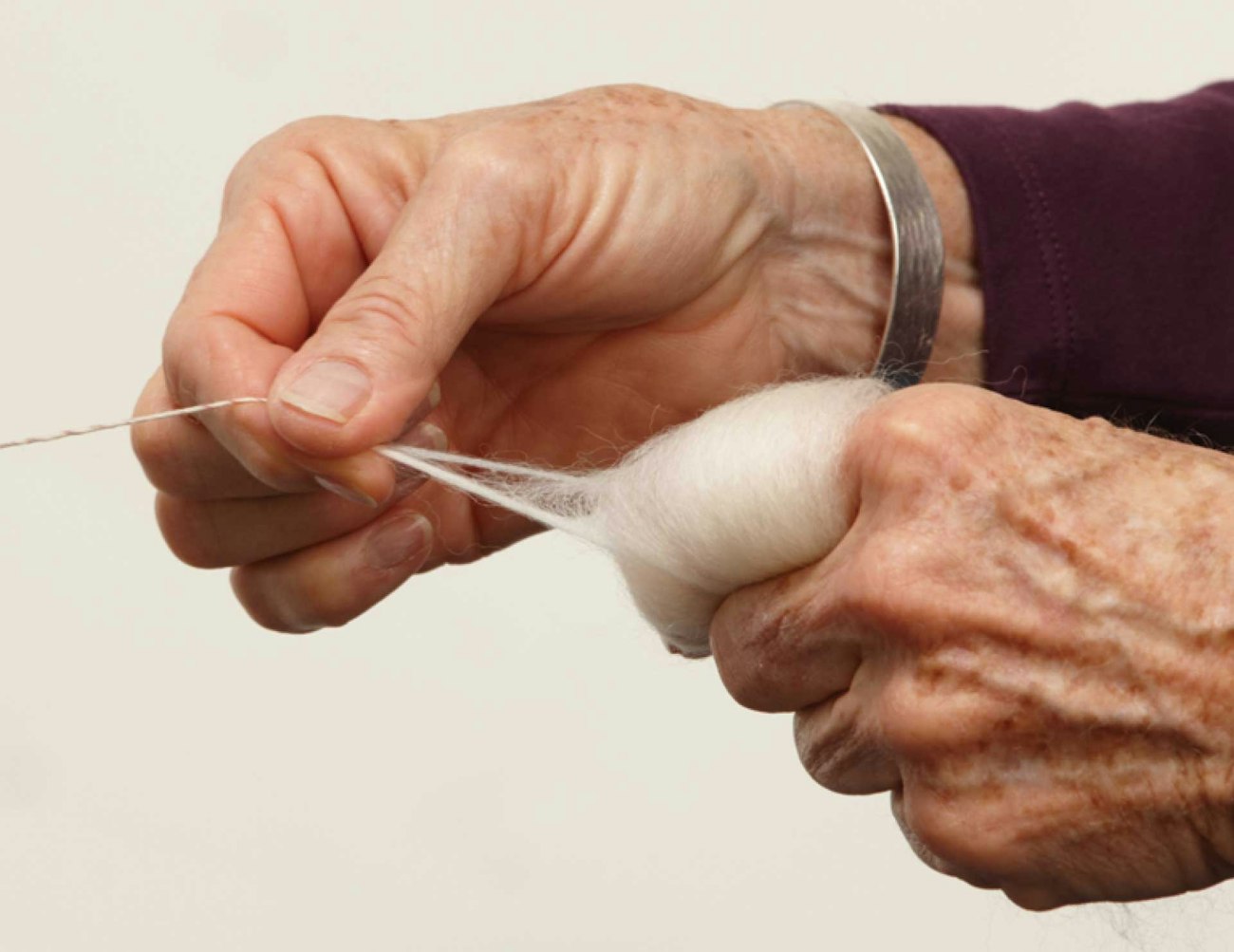 Spinning Basics: How to Spin Top | Spin Off