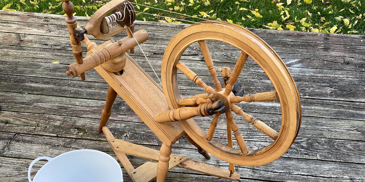 How to Maintain Your Spinning Wheel: Oil and Lubrication | Spin Off