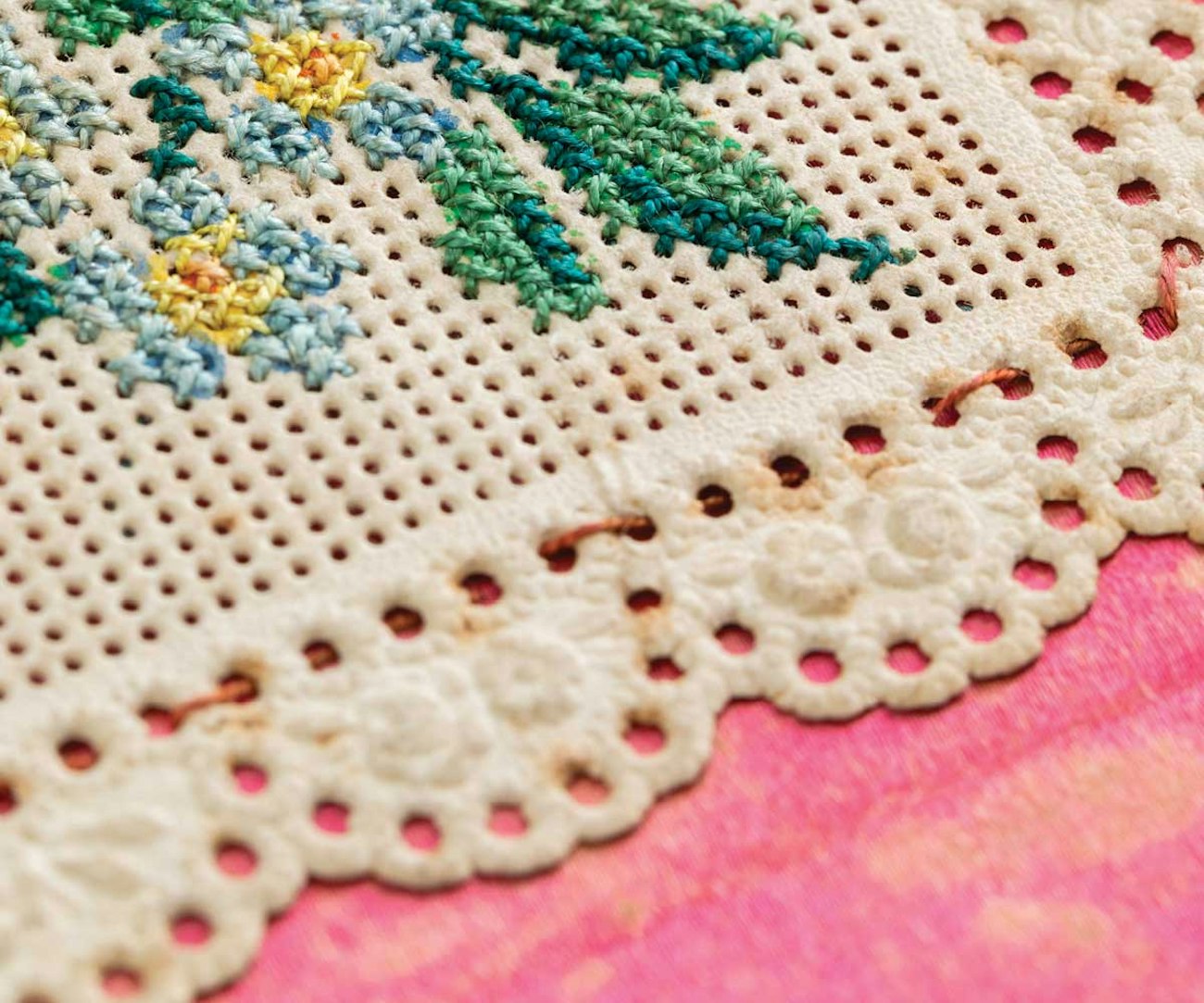 Forget-Me-Nots from the Victorian Age: Perforated-Paper Embroidery ...