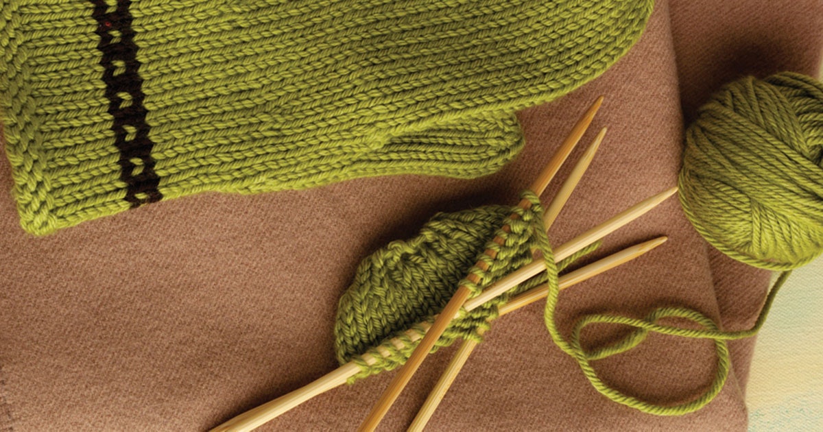 Mittens to Knit Inspired by a Late-Medieval Mitten | PieceWork