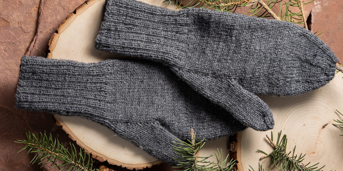 The Lost Mitten Pattern of Great-Grandmother LeRoux | PieceWork