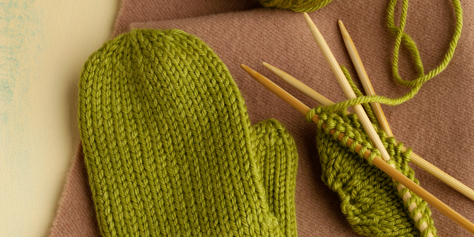 Knit a Pair of Medieval Mittens! | PieceWork