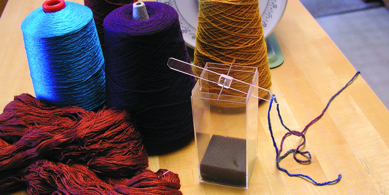 Hack your Studio: Kitchen Scales and Yarn Balances | Handwoven