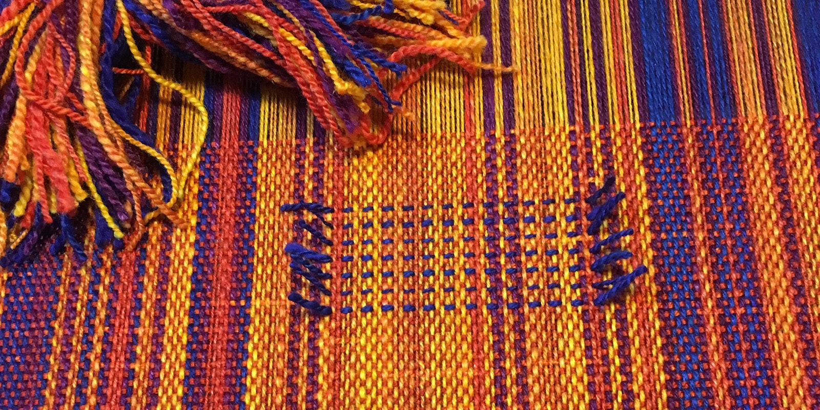 Use your Thrums: Inlay | Handwoven