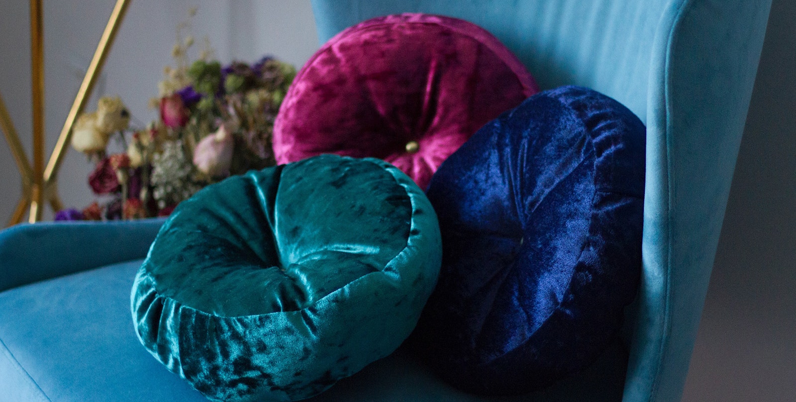 A Weaver's History of Velvet | Handwoven