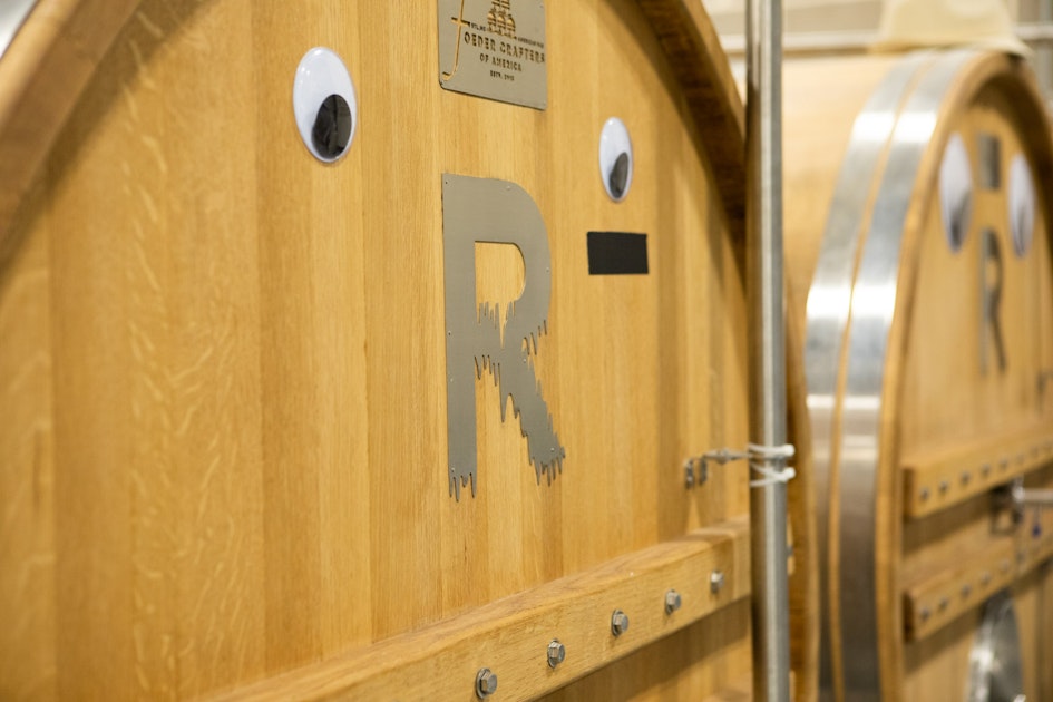 Video Tip: Using Dehusked Malts to Adjust Color and Get Smoother Flavor ...