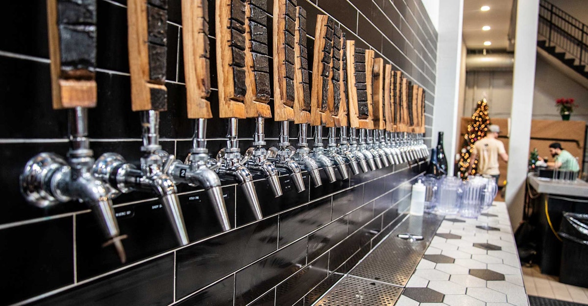 Behind the Bar: Elevating Service to the Level Your Beer Deserves ...