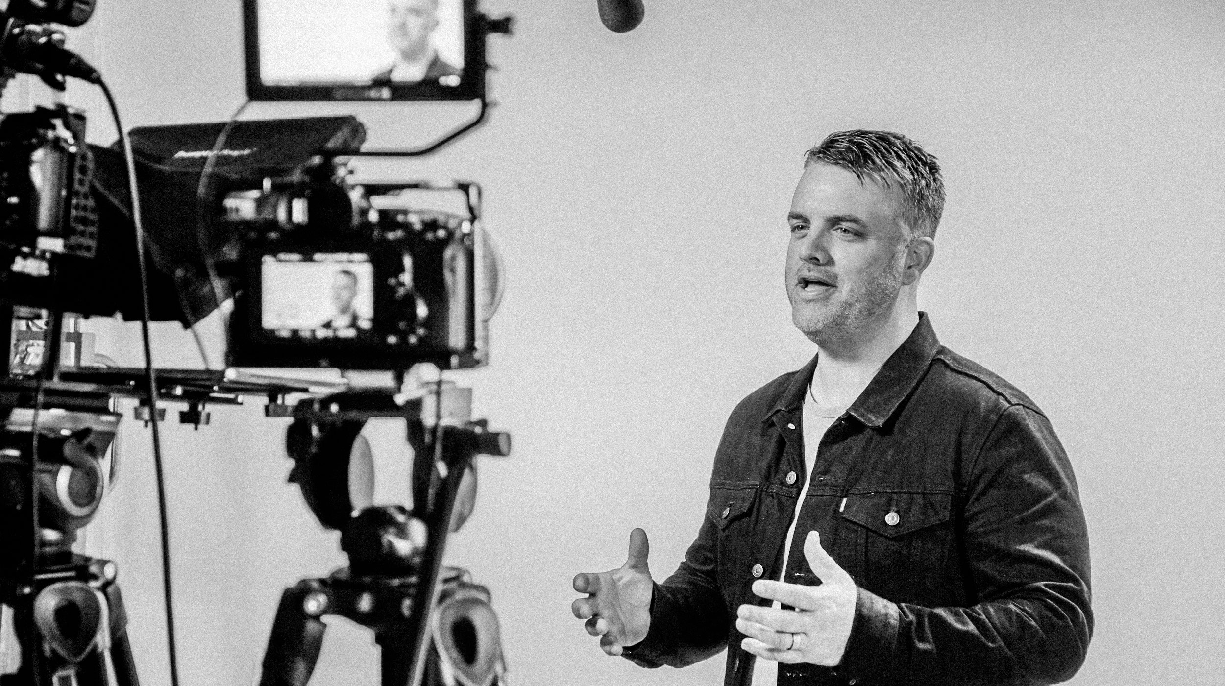 Tome | Guide - Chris Bell