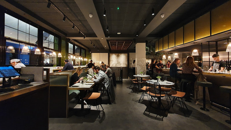 Bancone Golden Square - AgeFriendly guide