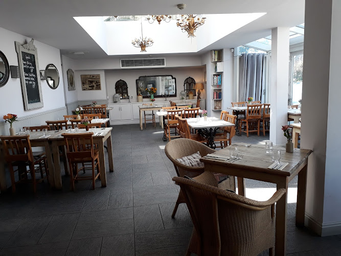 The Folly Restaurant - AgeFriendly guide