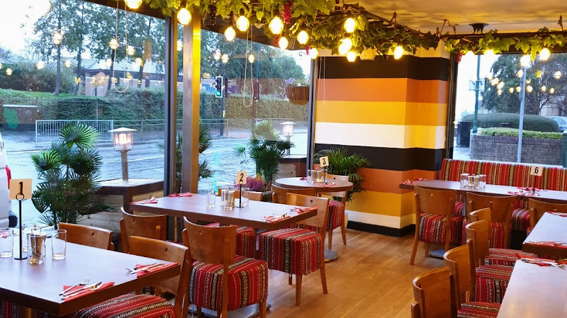 Bab Tooma Grande - AgeFriendly guide