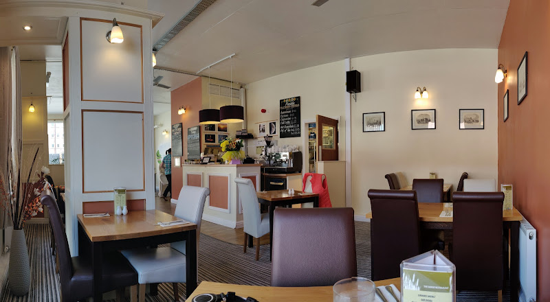 The Barge Restaurant - AgeFriendly guide