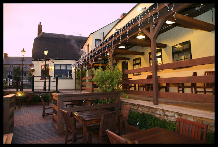 Plough Pub and Kitchen - Brackley - AgeFriendly guide