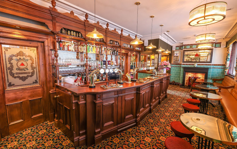 The Golden Cup Inn - AgeFriendly guide