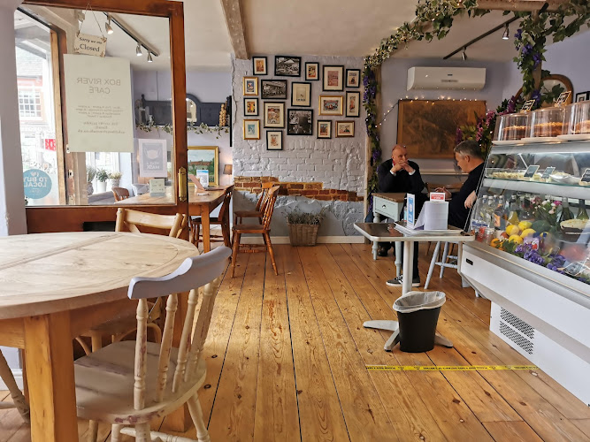 Box River Café - AgeFriendly guide