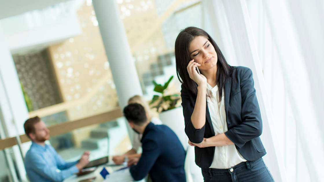 A Guide to Telephone Interviews (25 Key Questions)