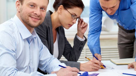 The USPS Postal Exam 955: Guide & Sample Questions (2022)