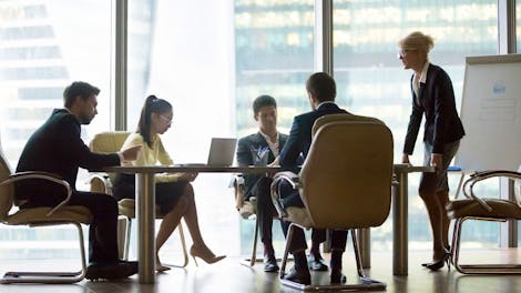 What Is a Managers Role and Responsibilities in the Workplace?