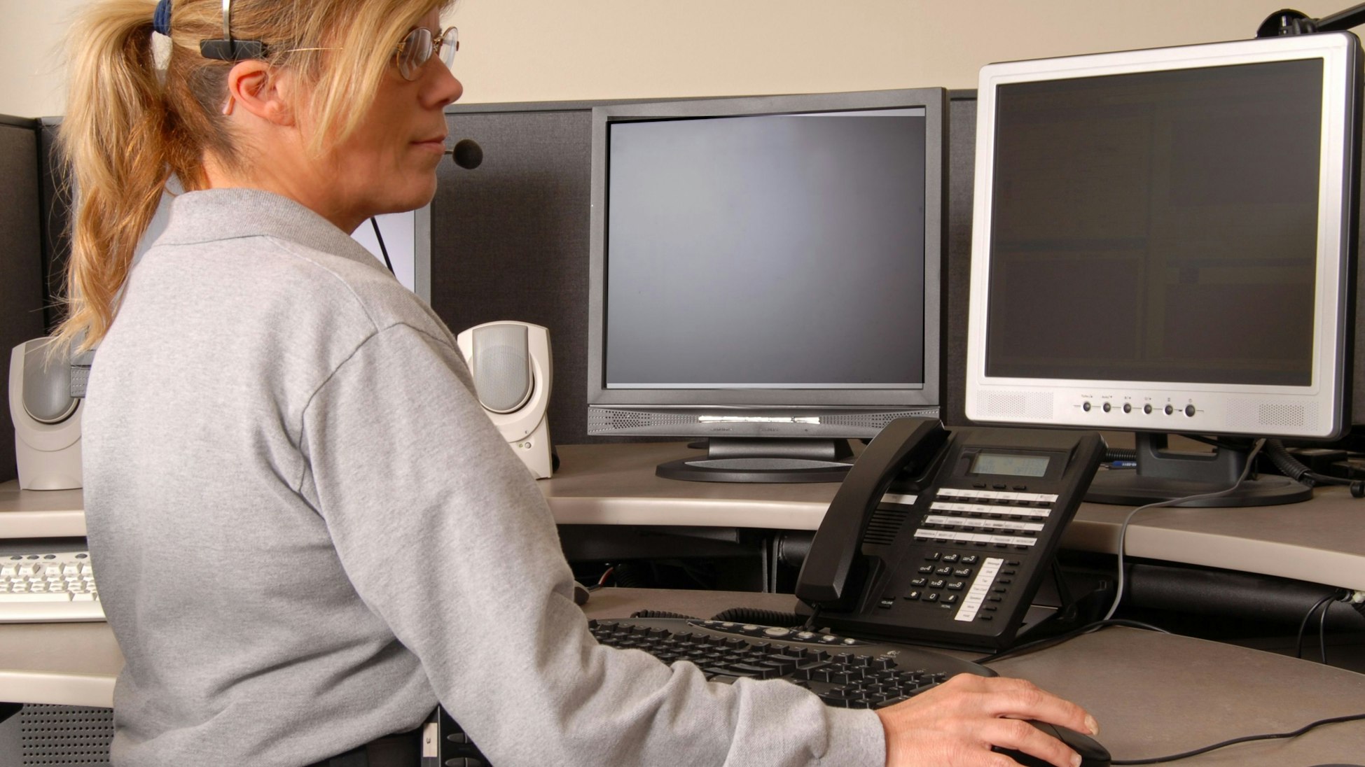 Top Tips for Passing the 911 Dispatcher Test in 2025