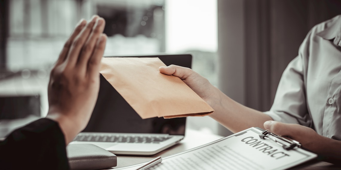 How to Decline a Job Offer (Respectfully)