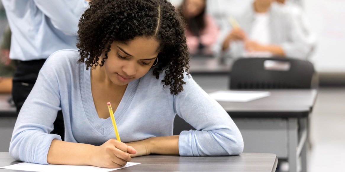 Raven's Progressive Matrices Test – Guide & Tips (2024)