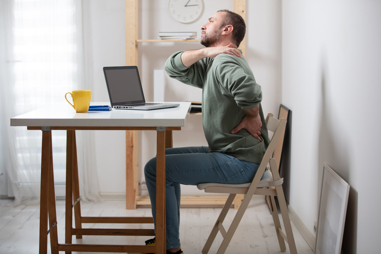 Upper Back Pain Causes & Treatment Options (2026) | Releaf UK