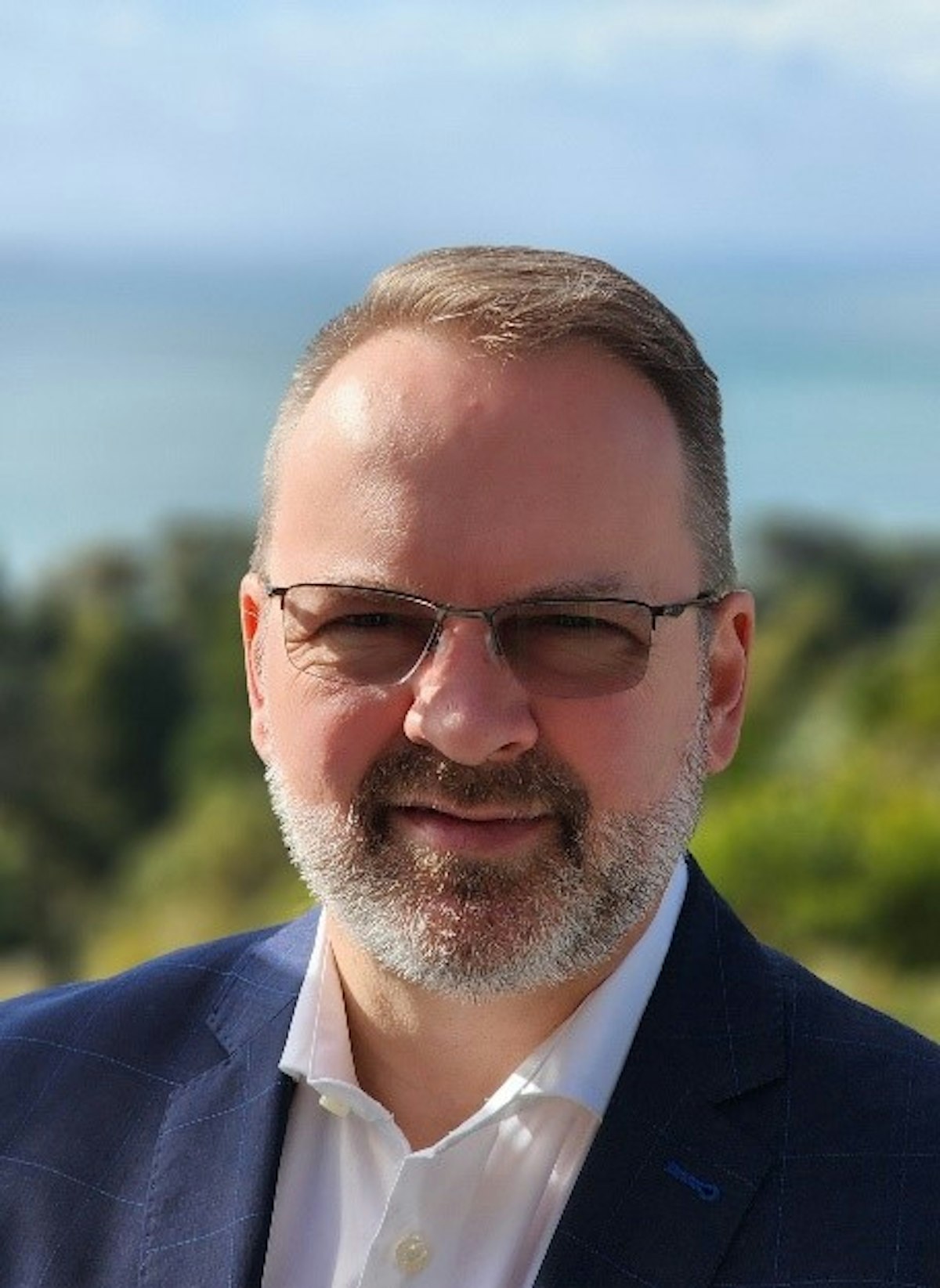 Introducing Ian Hawke