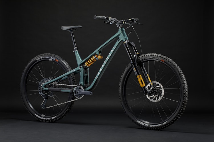 New Commençal Meta V5 – 99 Spokes