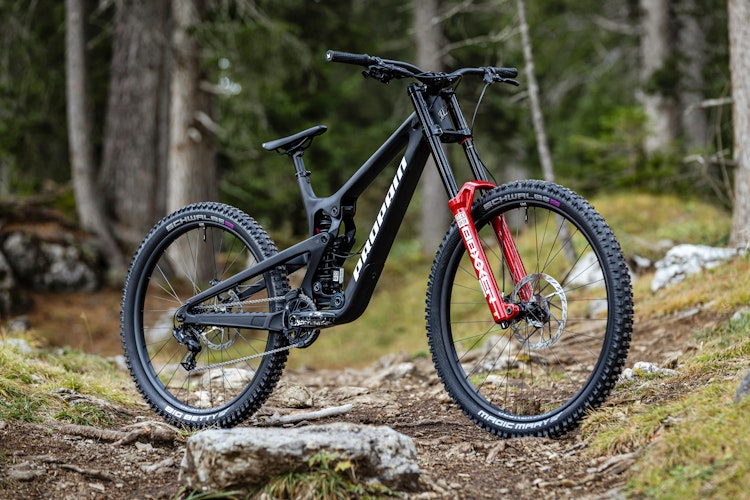 Propain announces updated Rage DH – 99 Spokes