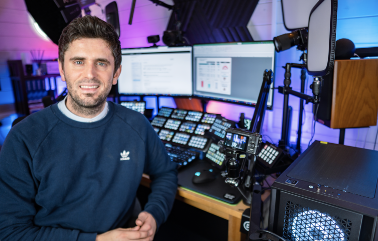 How G-Accon is Powering Colour into the Accounting World · Resource ...